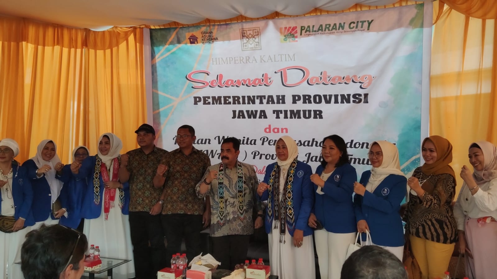 Disperindag dan IWAPI Jatim Sambangi Kota Samarinda - BusamID - Media ...