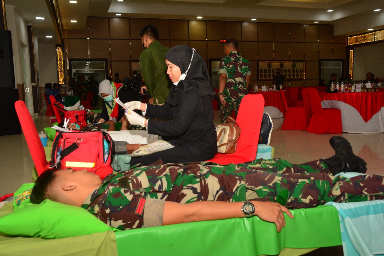 Kodam VI/Mlw Gelar Aksi Donor Darah - BusamID - Media Kreatif Dari ...