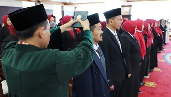 428 ASN Jabatan Fungsional Guru Dilantik - BusamID - Media Kreatif Dari ...